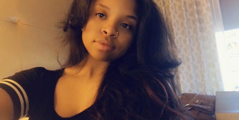 Meet Destiny Brown of DessyVeryOwnArt in Forrest Park - Voyage ATL ...