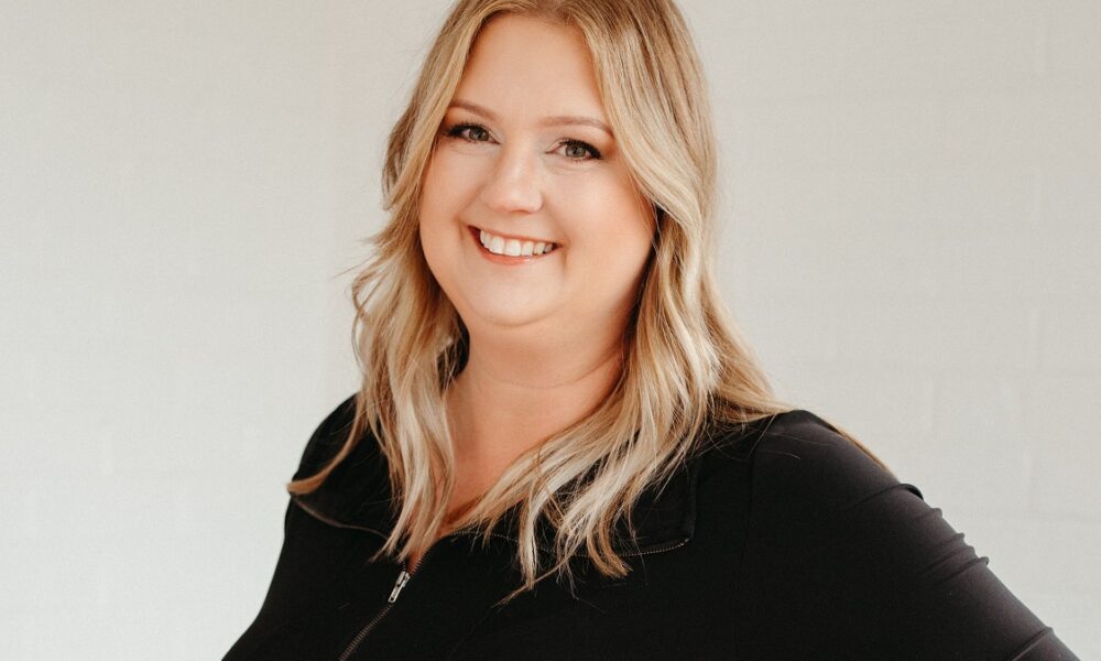 Life & Work with Amy Leake of Salon 84 - Voyage ATL Magazine | ATL City ...