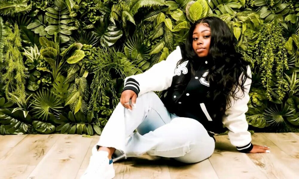 Community Highlights: Meet Tasia Perry of Christy’s Obsessions - Voyage ...