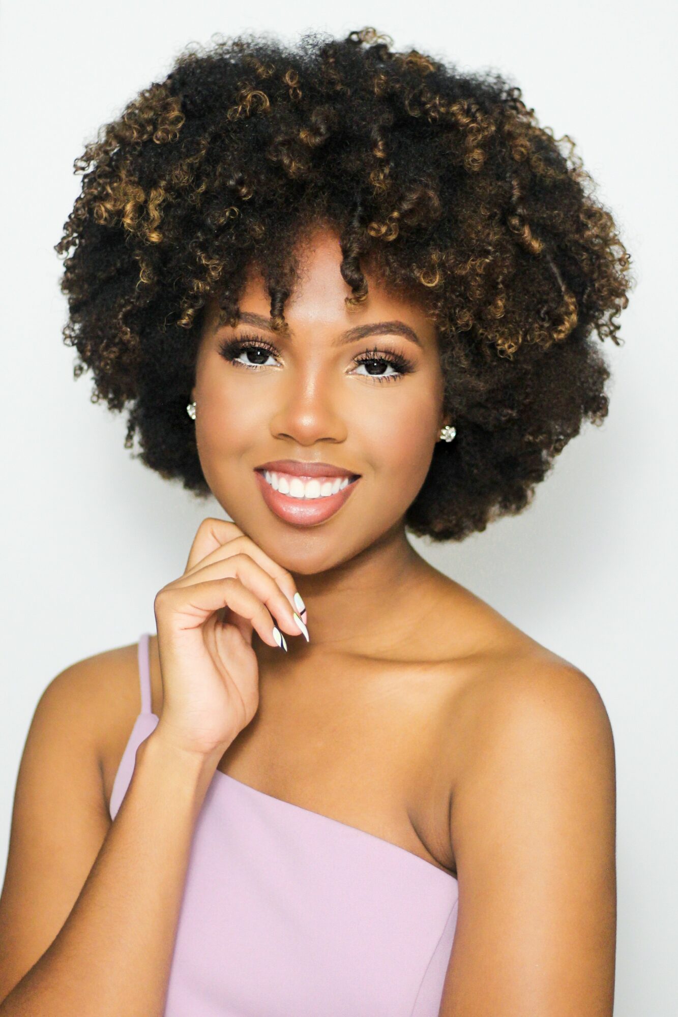 Meet Taylor Troup of All Things Taylor - Voyage ATL Magazine | ATL City ...