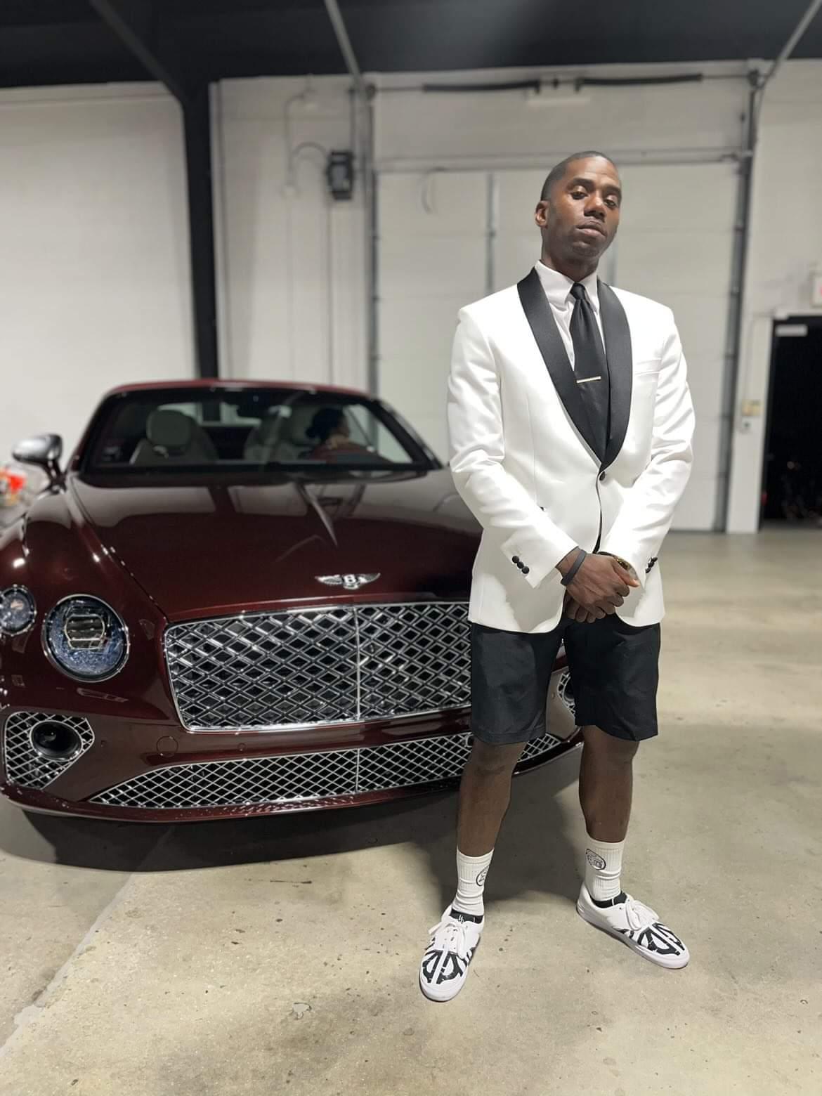 Community Highlights: Meet Chaz Washington of StudioGrind Clothing ...