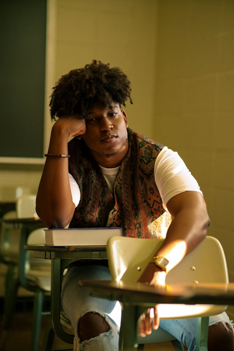 Rising Stars: Meet Ché Echols - Voyage ATL Magazine | ATL City Guide