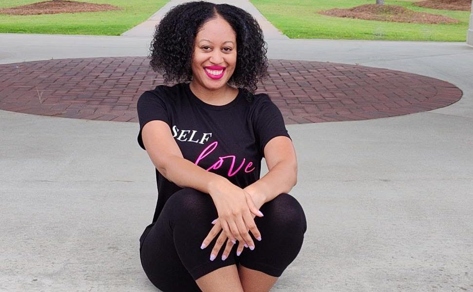 Inspiring Conversations with Amanda Lloyd of Confidently Me - Voyage ...