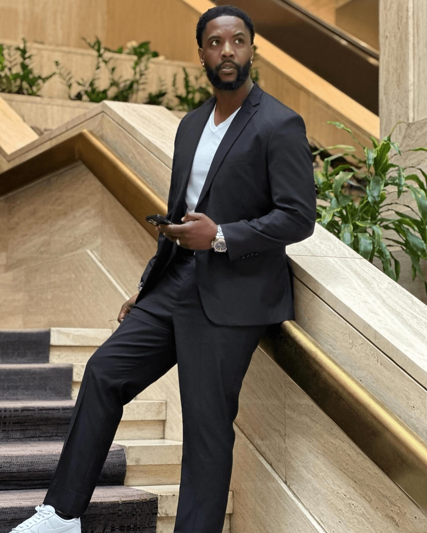 Conversations with Dez Johnson - Voyage ATL Magazine | ATL City Guide