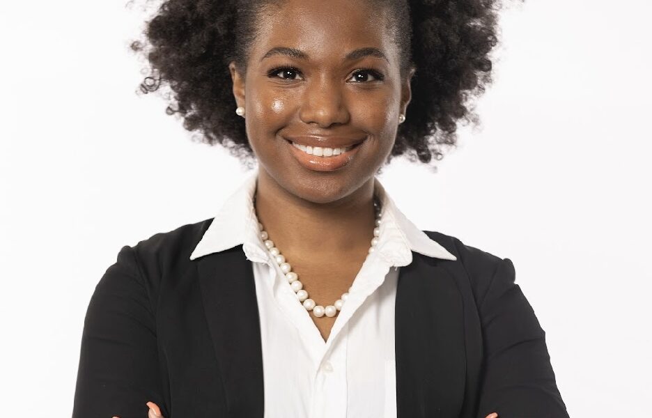 Rising Stars: Meet Isabella Robinson of Atlanta, GA - Voyage ATL ...