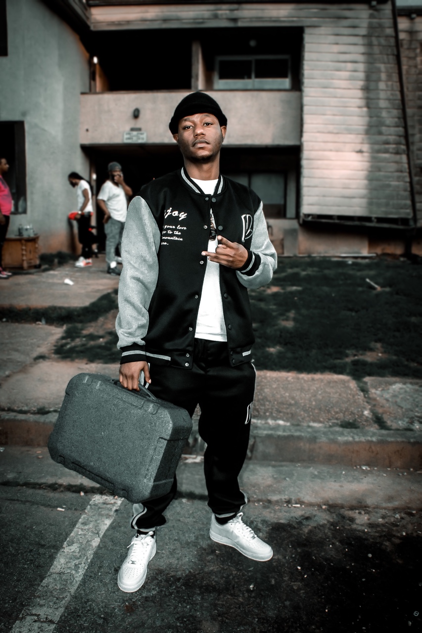 Exploring Life & Business with Money Move Ju of Money Move Ju - Voyage ...